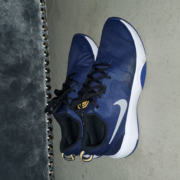 Nike | Shoes | Nike Blue Rubber Shoes | Poshmark